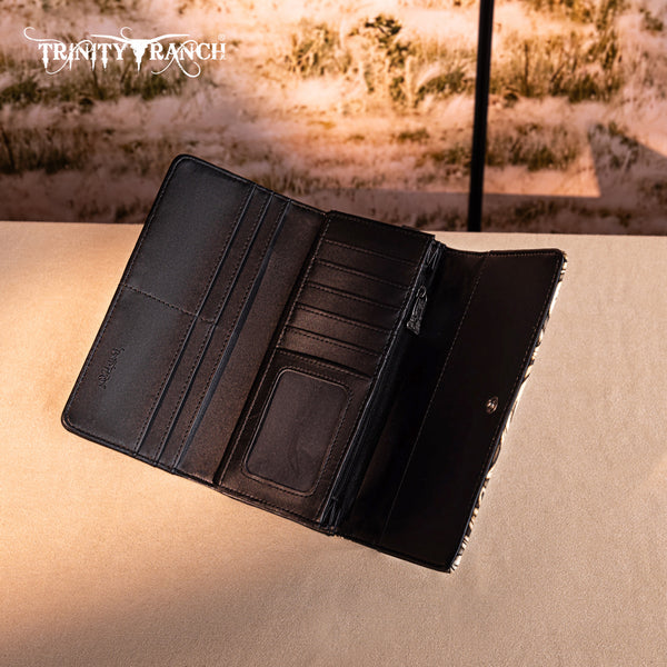 TR192-W002 Trinity Ranch Concho Collection Wallet – MONTANA WEST U.S.A